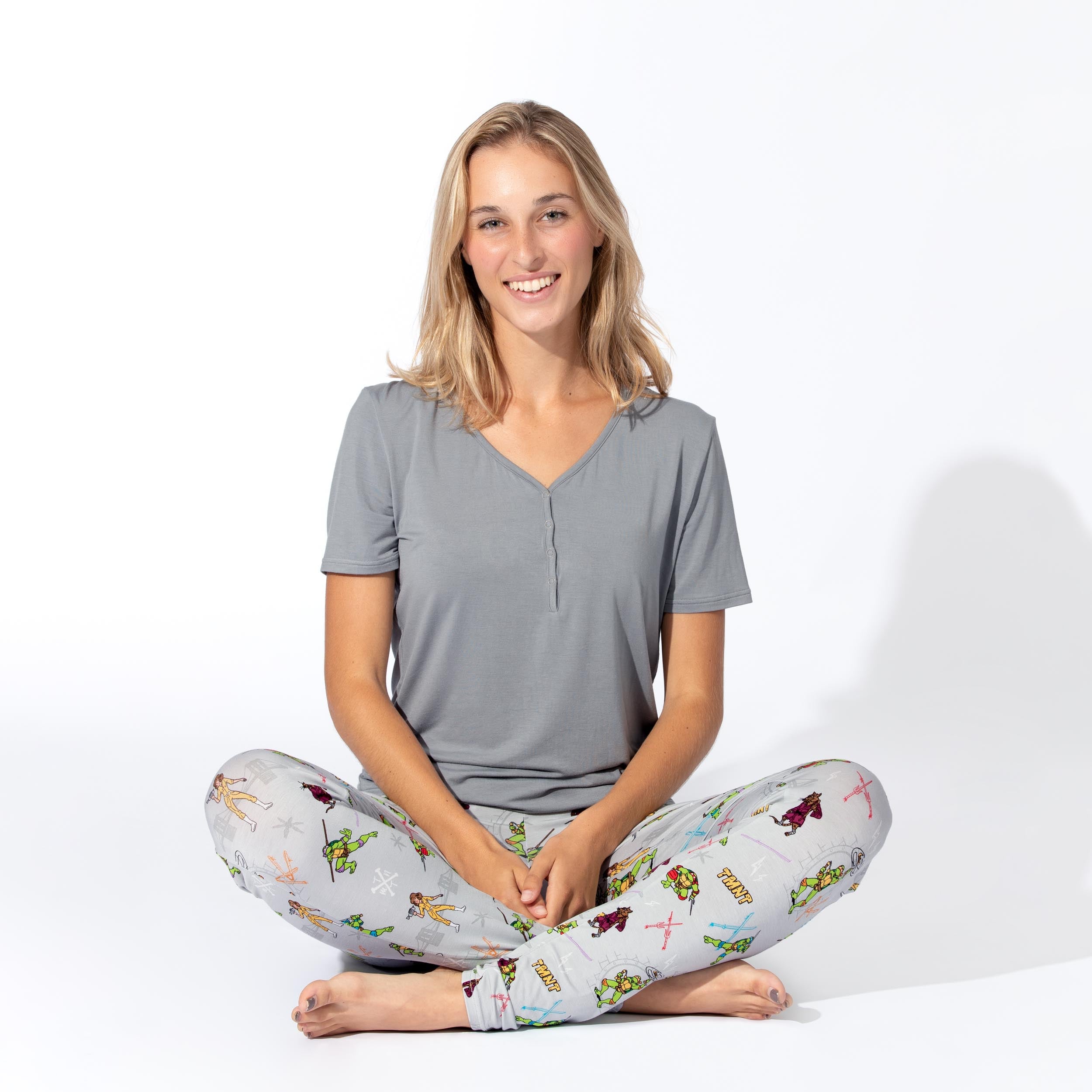 Cowabunga Comfort: TMNT Retro Women's Bamboo Pajama Set - Bellabu Bear